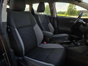 Black Toyota Auris 2015 in Rokiskis, with an engine capacity of 1.80 L and mileage of 314 thousand km for 5550 €, photo 20 on AUTOMOTO.COM.LV