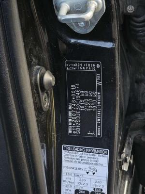 Black Toyota Auris 2015 in Rokiskis, with an engine capacity of 1.80 L and mileage of 314 thousand km for 5550 €, photo 27 on AUTOMOTO.COM.LV