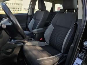 Black Toyota Auris 2015 in Rokiskis, with an engine capacity of 1.80 L and mileage of 314 thousand km for 5550 €, photo 28 on AUTOMOTO.COM.LV