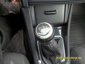 Melns Toyota Auris 2015 Bauska, ar dzinēja tilpumu 1.60 L un nobraukumu 250 tūkst. km par 6900 €, foto 10 vietnē AUTOMOTO.COM.LV