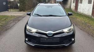 Melns Toyota Auris 2016 Jonava, ar dzinēja tilpumu 1.80 L un nobraukumu 270 tūkst. km par 8500 €, foto 10 vietnē AUTOMOTO.COM.LV