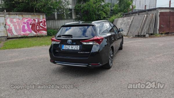 Melns Toyota Auris 2016 Tallina, ar dzinēja tilpumu 1.80 L un nobraukumu 269 tūkst. km par 9499 €, foto 8 vietnē AUTOMOTO.COM.LV