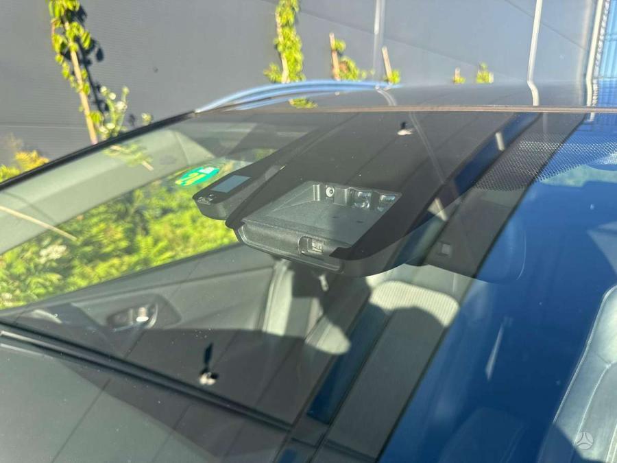 Melns Toyota Auris 2016 Viļņa, ar dzinēja tilpumu 1.80 L un nobraukumu 250 tūkst. km par 9990 €, foto 11 vietnē AUTOMOTO.COM.LV