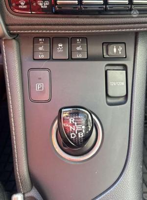 Melns Toyota Auris 2016 Viļņa, ar dzinēja tilpumu 1.80 L un nobraukumu 250 tūkst. km par 9990 €, foto 25 vietnē AUTOMOTO.COM.LV