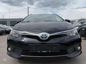 Melns Toyota Auris 2016 Kauņa, ar dzinēja tilpumu 1.80 L un nobraukumu 204 tūkst. km par 11800 €, foto  vietnē AUTOMOTO.COM.LV