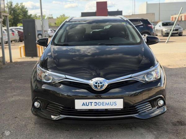 Melns Toyota Auris 2016 Mažeikiai, ar dzinēja tilpumu 1.80 L un nobraukumu 252 tūkst. km par 10500 €, foto 7 vietnē AUTOMOTO.COM.LV