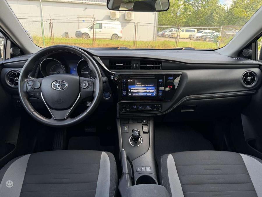 Melns Toyota Auris 2016 Mažeikiai, ar dzinēja tilpumu 1.80 L un nobraukumu 252 tūkst. km par 10500 €, foto 20 vietnē AUTOMOTO.COM.LV