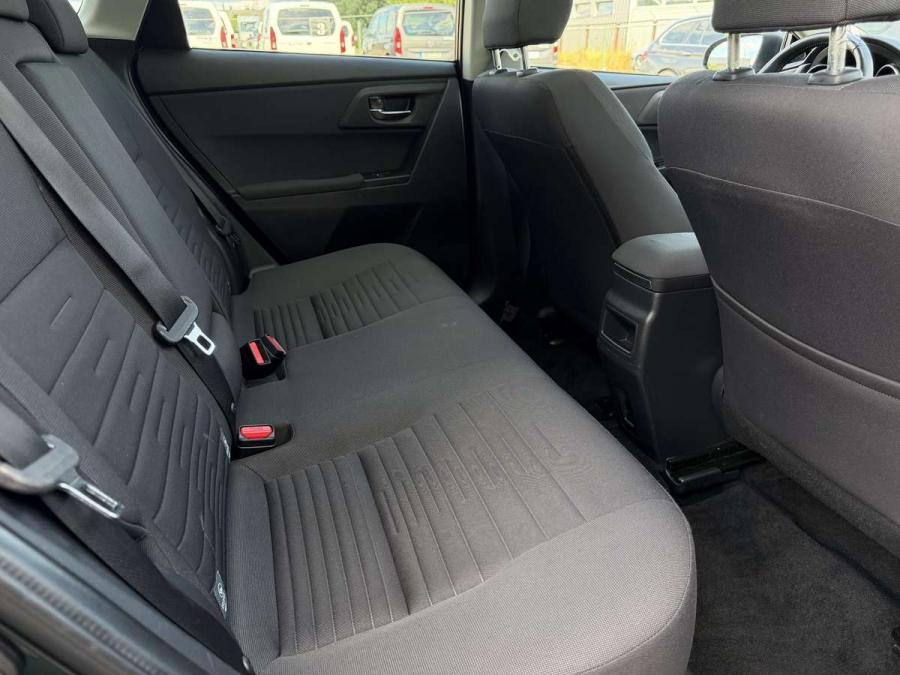 Melns Toyota Auris 2016 Mažeikiai, ar dzinēja tilpumu 1.80 L un nobraukumu 252 tūkst. km par 10500 €, foto 22 vietnē AUTOMOTO.COM.LV