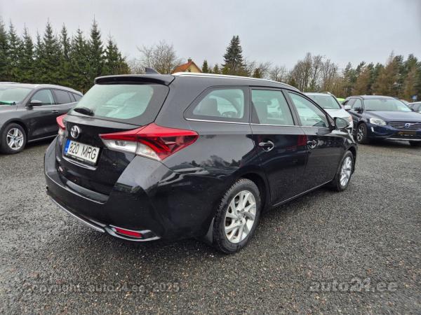 Melns Toyota Auris 2017 Tartu, ar dzinēja tilpumu 1.60 L un nobraukumu 96 tūkst. km par 11490 €, foto 7 vietnē AUTOMOTO.COM.LV