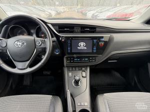 Melns Toyota Auris 2017 Viļņa, ar dzinēja tilpumu 1.80 L un nobraukumu 219 tūkst. km par 13400 €, foto 20 vietnē AUTOMOTO.COM.LV