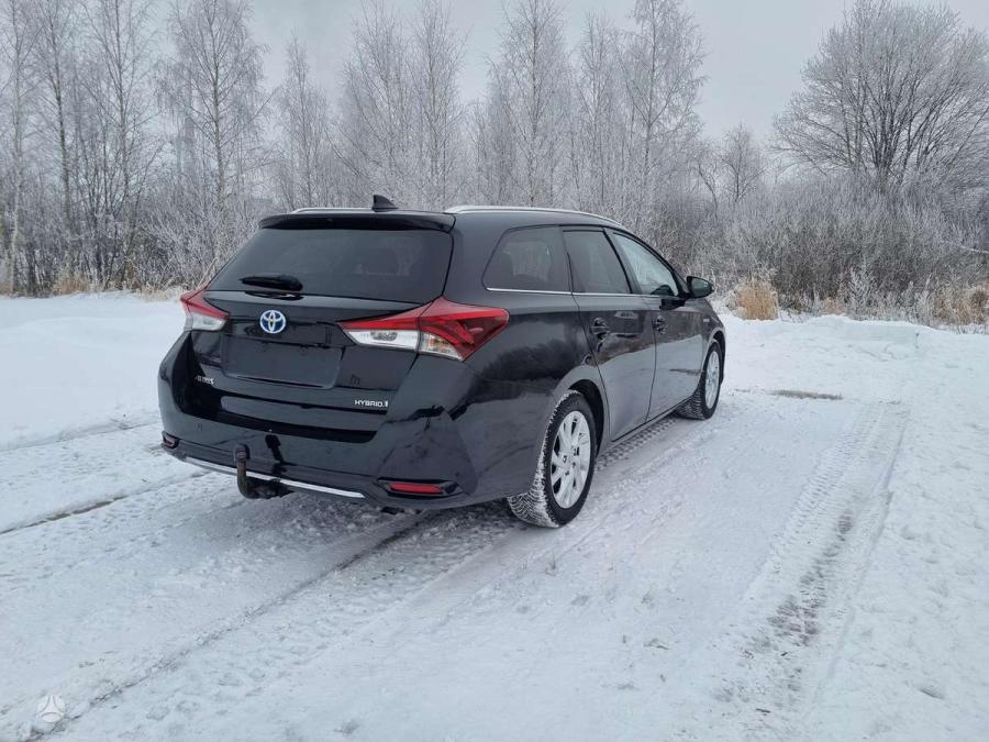 Melns Toyota Auris 2017 Šauļi, ar dzinēja tilpumu 1.80 L un nobraukumu 187 tūkst. km par 9250 €, foto 7 vietnē AUTOMOTO.COM.LV