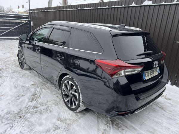 Melns Toyota Auris 2017 Kauņa, ar dzinēja tilpumu 1.80 L un nobraukumu 315 tūkst. km par 4400 €, foto 7 vietnē AUTOMOTO.COM.LV