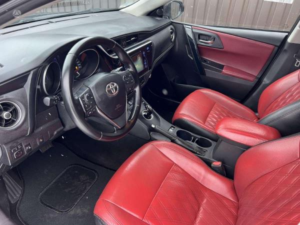 Melns Toyota Auris 2017 Kauņa, ar dzinēja tilpumu 1.80 L un nobraukumu 315 tūkst. km par 4400 €, foto 9 vietnē AUTOMOTO.COM.LV