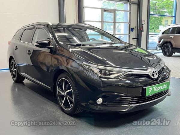 Melns Toyota Auris 2017 Tallina, ar dzinēja tilpumu 1.20 L un nobraukumu 74 tūkst. km par 12400 €, foto 2 vietnē AUTOMOTO.COM.LV