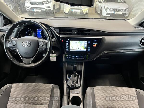 Melns Toyota Auris 2017 Tallina, ar dzinēja tilpumu 1.20 L un nobraukumu 74 tūkst. km par 12400 €, foto 9 vietnē AUTOMOTO.COM.LV