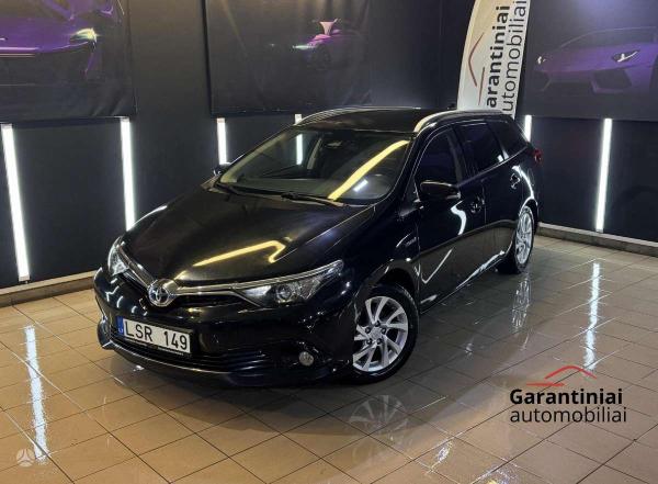 Melns Toyota Auris 2018 Viļņa, ar dzinēja tilpumu 1.80 L un nobraukumu 216 tūkst. km par 10950 €, foto 1 vietnē AUTOMOTO.COM.LV