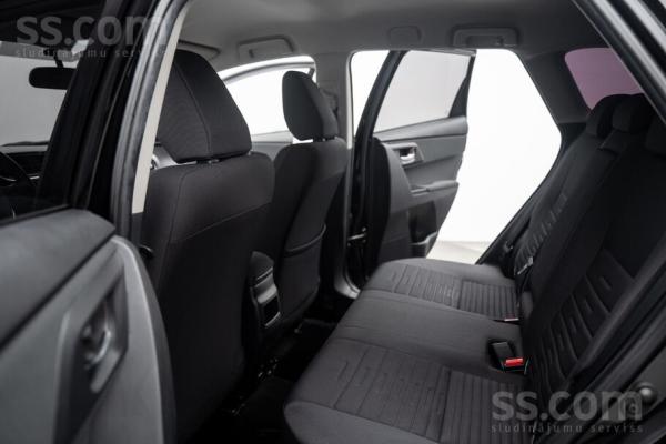 Melns Toyota Auris 2018 Rīga, ar dzinēja tilpumu 1.60 L un nobraukumu 236 tūkst. km par 8999 €, foto 8 vietnē AUTOMOTO.COM.LV