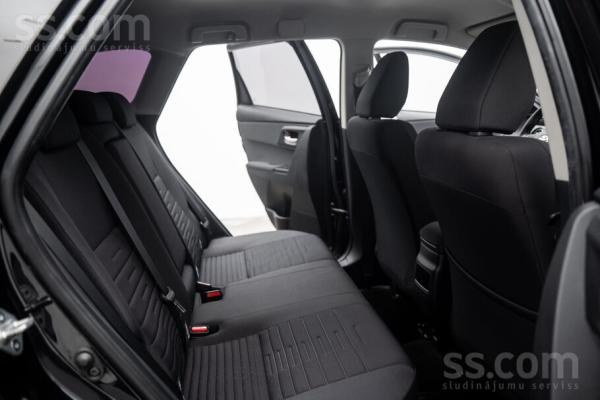 Melns Toyota Auris 2018 Rīga, ar dzinēja tilpumu 1.60 L un nobraukumu 236 tūkst. km par 8999 €, foto 9 vietnē AUTOMOTO.COM.LV