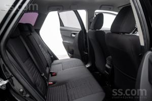 Melns Toyota Auris 2018 Rīga, ar dzinēja tilpumu 1.60 L un nobraukumu 236 tūkst. km par 8999 €, foto 10 vietnē AUTOMOTO.COM.LV
