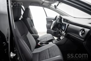Melns Toyota Auris 2018 Rīga, ar dzinēja tilpumu 1.60 L un nobraukumu 236 tūkst. km par 8999 €, foto 11 vietnē AUTOMOTO.COM.LV