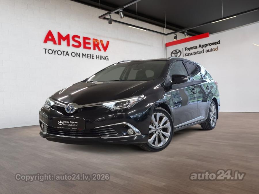 Black Toyota Auris 2018 in Tallinn, with an engine capacity of 1.80 L and mileage of 126 thousand km for 13490 €, photo 1 on AUTOMOTO.COM.LV