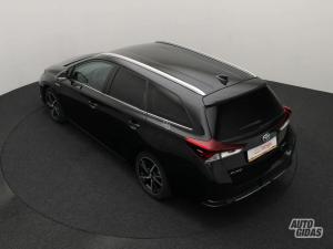 Black Toyota Auris 2019 in Vilnius, with an engine capacity of 1.80 L and mileage of 201 thousand km for 13699 €, photo 12 on AUTOMOTO.COM.LV