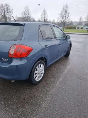 Blue Toyota Auris 2007 in Vilnius, with an engine capacity of 2.00 L and mileage of 290 thousand km for 950 €, photo 6 on AUTOMOTO.COM.LV