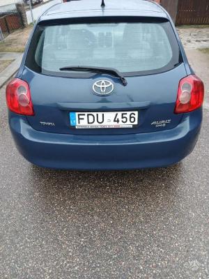 Blue Toyota Auris 2007 in Vilnius, with an engine capacity of 2.00 L and mileage of 301 thousand km for 1550 €, photo 2 on AUTOMOTO.COM.LV
