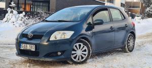 Blue Toyota Auris 2007 in Vilnius, with an engine capacity of 2.00 L and mileage of 294 thousand km for 1950 €, photo 9 on AUTOMOTO.COM.LV
