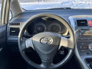 Zils Toyota Auris 2007 Viļņa, ar dzinēja tilpumu 2.00 L un nobraukumu 296 tūkst. km par 2699 €, foto 15 vietnē AUTOMOTO.COM.LV