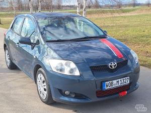 Zils Toyota Auris 2007 Mažeikiai, ar dzinēja tilpumu 2.00 L un nobraukumu 213 tūkst. km par 3350 €, foto  vietnē AUTOMOTO.COM.LV
