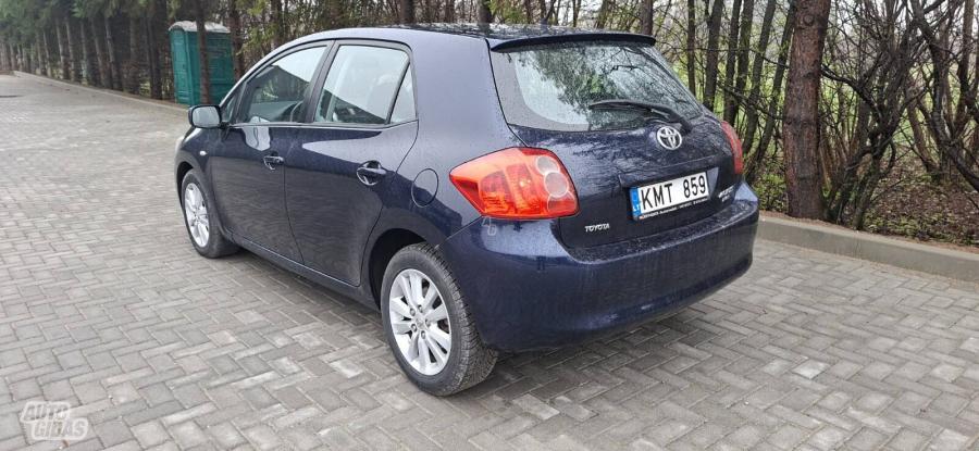 Zils Toyota Auris 2007 Gargždai, ar dzinēja tilpumu 2.00 L un nobraukumu 251 tūkst. km par 2300 €, foto 6 vietnē AUTOMOTO.COM.LV
