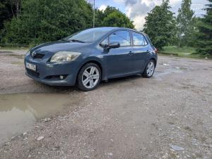 Blue Toyota Auris 2007 in Klaipeda, with an engine capacity of 2.20 L and mileage of 279 thousand km for 1490 €, photo  on AUTOMOTO.COM.LV
