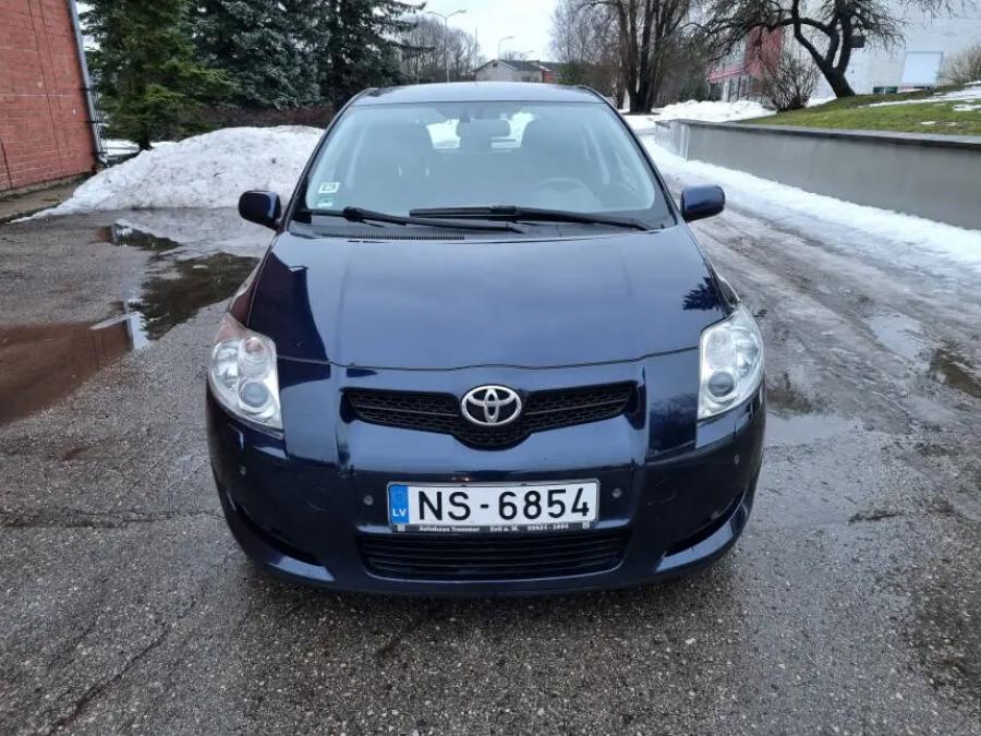 Zils Toyota Auris 2007 Jēkabpils, ar dzinēja tilpumu 2.00 L un nobraukumu 253 tūkst. km par 3950 €, foto 3 vietnē AUTOMOTO.COM.LV