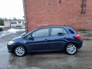 Zils Toyota Auris 2007 Jēkabpils, ar dzinēja tilpumu 2.00 L un nobraukumu 253 tūkst. km par 3950 €, foto 9 vietnē AUTOMOTO.COM.LV