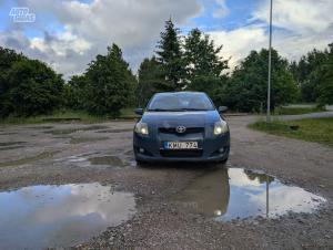 Blue Toyota Auris 2007 in Klaipeda, with an engine capacity of 2.20 L and mileage of 279 thousand km for 2200 €, photo 3 on AUTOMOTO.COM.LV