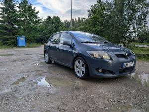 Blue Toyota Auris 2007 in Klaipeda, with an engine capacity of 2.20 L and mileage of 279 thousand km for 2200 €, photo 4 on AUTOMOTO.COM.LV