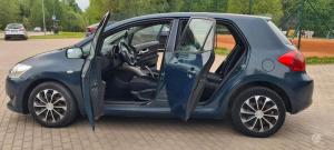 Zils Toyota Auris 2007 Viļņa, ar dzinēja tilpumu 2.00 L un nobraukumu 319 tūkst. km par 2250 €, foto 23 vietnē AUTOMOTO.COM.LV