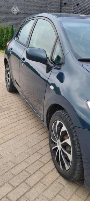 Zils Toyota Auris 2007 Viļņa, ar dzinēja tilpumu 2.00 L un nobraukumu 319 tūkst. km par 2250 €, foto 26 vietnē AUTOMOTO.COM.LV
