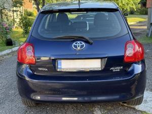 Blue Toyota Auris 2007 in Utena, with an engine capacity of 2.00 L and mileage of 191 thousand km for 2900 €, photo 3 on AUTOMOTO.COM.LV