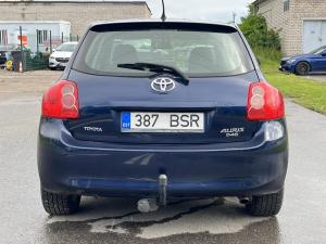 Blue Toyota Auris 2007 in Narva, with an engine capacity of 2.00 L and mileage of 190 thousand km for 1999 €, photo 19 on AUTOMOTO.COM.LV