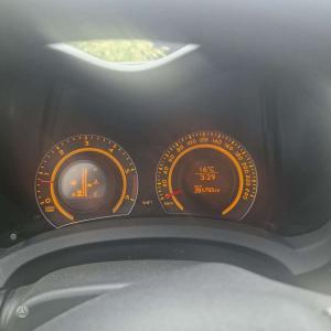 Zils Toyota Auris 2007 Viļņa, ar dzinēja tilpumu 1.36 L un nobraukumu 282 tūkst. km par 1500 €, foto  vietnē AUTOMOTO.COM.LV