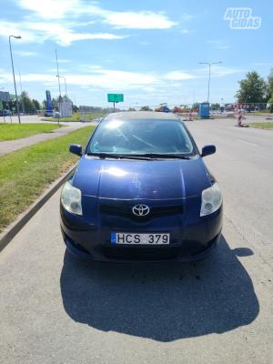 Blue Toyota Auris 2007 in Panevezys, with an engine capacity of 2.00 L and mileage of 339 thousand km for 950 €, photo  on AUTOMOTO.COM.LV