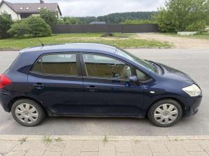 Blue Toyota Auris 2007 in Vilnius, with an engine capacity of 1.40 L and mileage of 250 thousand km for 950 €, photo 5 on AUTOMOTO.COM.LV
