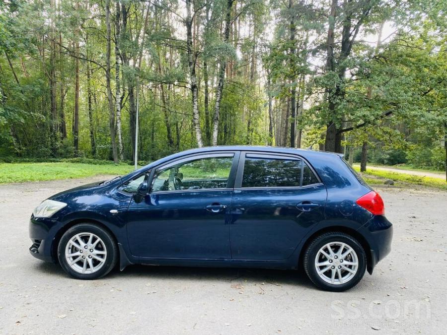 Zils Toyota Auris 2007 Rīga, ar dzinēja tilpumu 2.00 L un nobraukumu 0 tūkst. km par 1790 €, foto 6 vietnē AUTOMOTO.COM.LV
