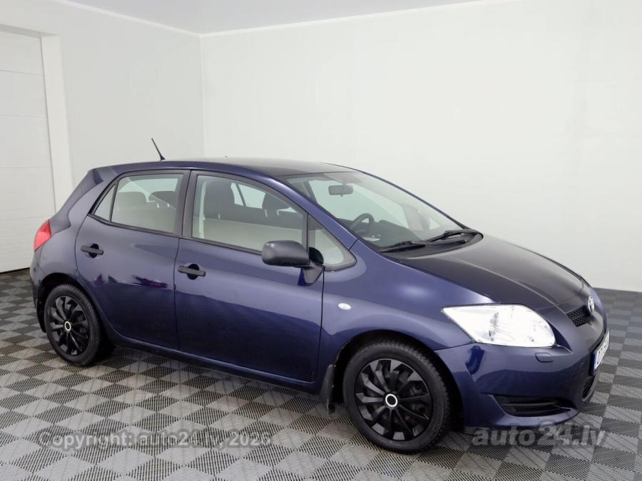 Zils Toyota Auris 2008 Tallina, ar dzinēja tilpumu 1.60 L un nobraukumu 227 tūkst. km par 1499 €, foto 1 vietnē AUTOMOTO.COM.LV