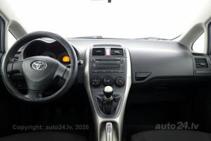 Zils Toyota Auris 2008 Tallina, ar dzinēja tilpumu 1.60 L un nobraukumu 227 tūkst. km par 1499 €, foto 5 vietnē AUTOMOTO.COM.LV