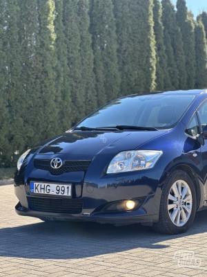 Zils Toyota Auris 2008 Viļņa, ar dzinēja tilpumu 2.00 L un nobraukumu 346 tūkst. km par 2250 €, foto 4 vietnē AUTOMOTO.COM.LV
