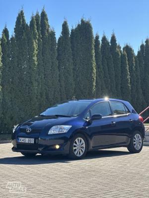 Zils Toyota Auris 2008 Viļņa, ar dzinēja tilpumu 2.00 L un nobraukumu 346 tūkst. km par 2250 €, foto 5 vietnē AUTOMOTO.COM.LV