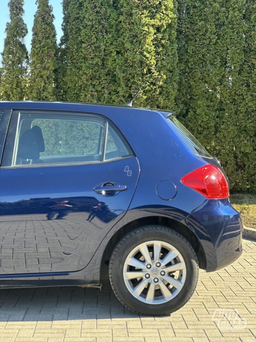 Zils Toyota Auris 2008 Viļņa, ar dzinēja tilpumu 2.00 L un nobraukumu 346 tūkst. km par 2250 €, foto 9 vietnē AUTOMOTO.COM.LV